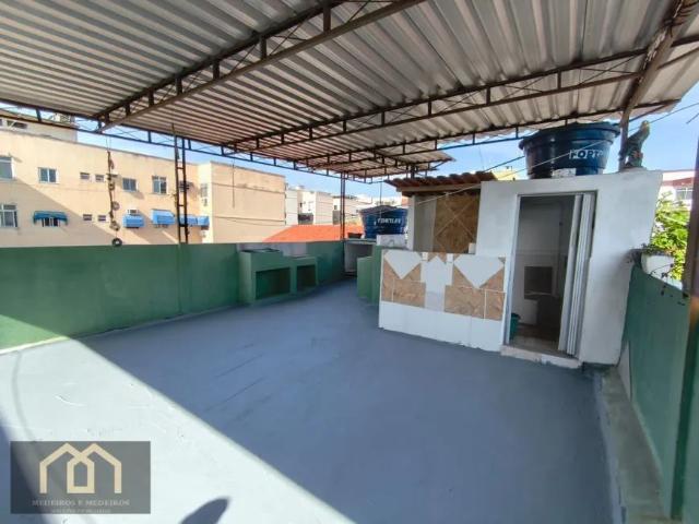 Casa com 2 Quartos para alugar, 75m² Irajá