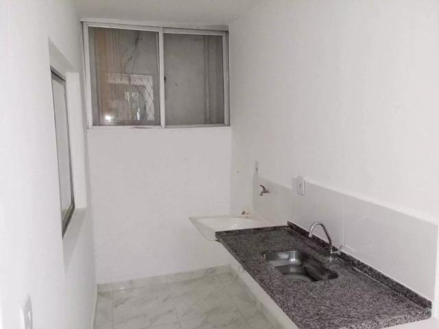 Casa com 2 quartos para alugar no bairro Nova Granada em Belo Horizonte
