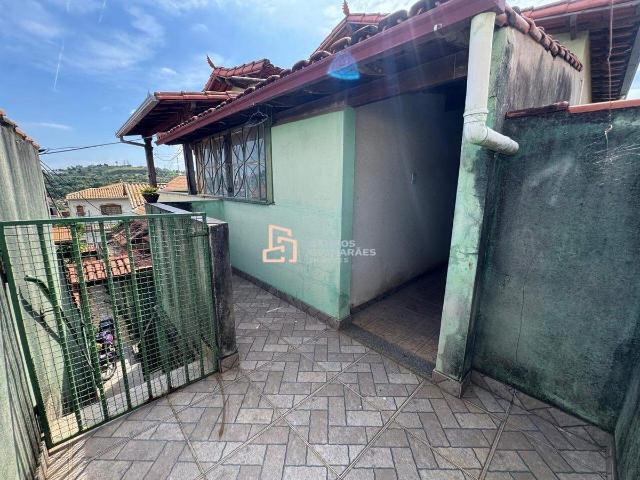Casa com 2 quartos para alugar no bairro Araguaia, 76m²