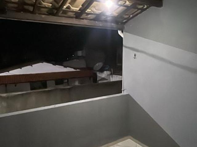 Casa com 2 quartos para alugar no bairro Centro, 100m²