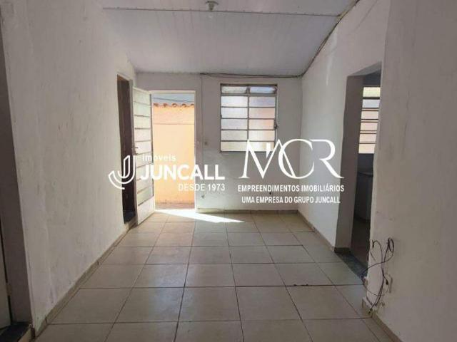 Casa com 2 quartos para alugar no bairro Concórdia, 40m²
