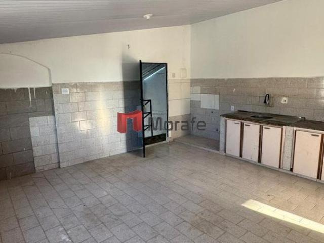 Casa com 2 quartos para alugar no bairro Guarani, 70m²