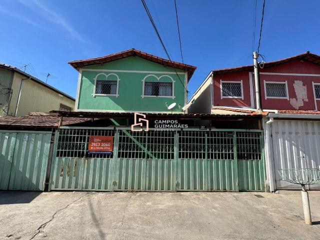 Casa com 2 quartos para alugar no bairro Tirol, 58m²