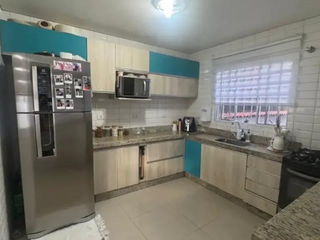 Casa com 2 quartos para alugar no Jardim Indaiá, São Paulo
