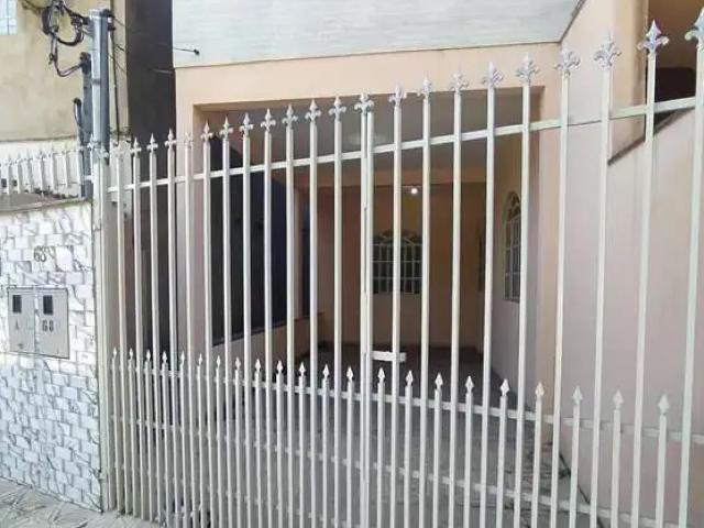Casa com 2 quartos para alugar na Rua Ouro Preto, 68, Jardim Pérola, Governador Valadares