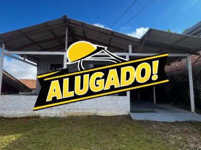 Casa com 2 quartos para alugar na Rua Austrália, 210, Conjunto Habitacional Monsenhor Francisco Gorski, Campo Largo