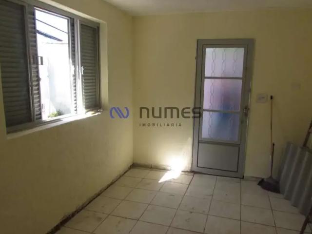 Casa com 2 quartos para alugar na Rua Doutor Sales Malheiros, Jardim Peri, São Paulo