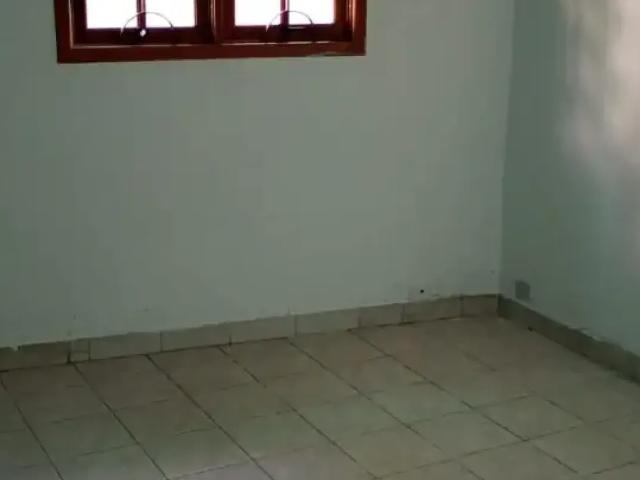 Casa com 2 quartos para alugar na Rua Pio XI, 2136, Alto de Pinheiros, São Paulo
