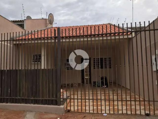 Casa com 2 quartos para alugar na Rua Pioneiro Marcelino Girotto, 256, Jardim Itália II, Maringá