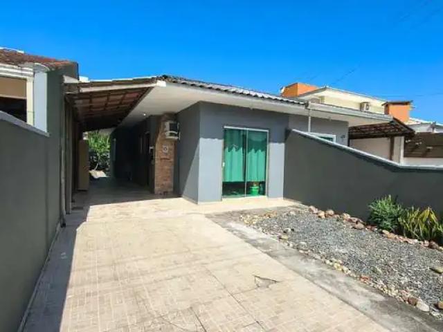 Casa com 2 quartos para alugar na Rua 1021 Eurico Lacerda Bittencourt, 423, Paese, Itapoá