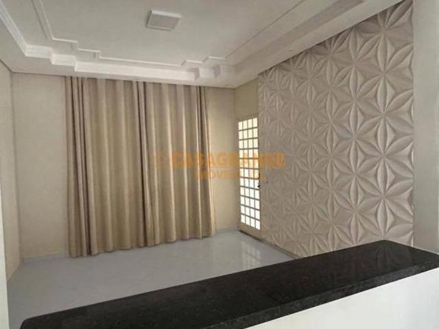 Casa com 2 Quartos, Piscina, 226m², Jardim República