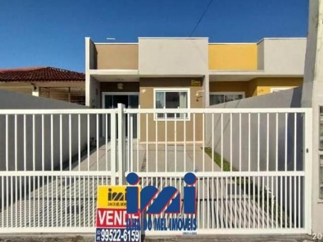 Casa com 2 quartos próximo ao mar em Ipanema