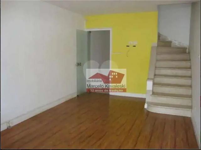 Casa com 2 quartos à venda