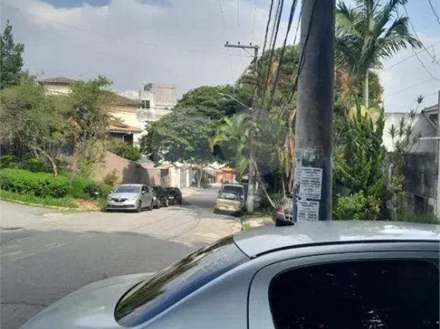 Casa com 2 quartos à venda em Jardim Semiramis SP