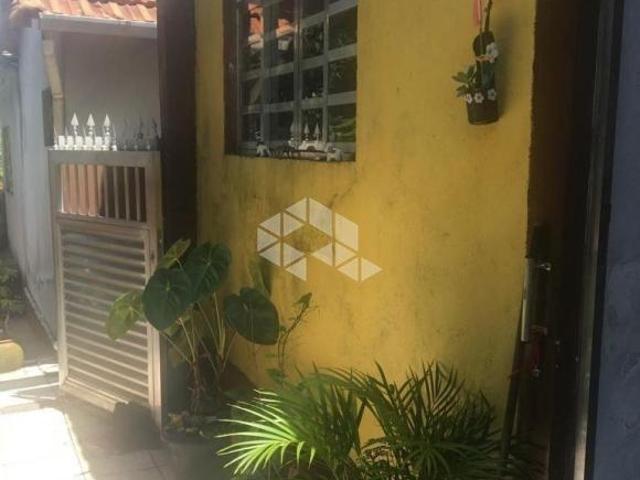 Casa com 2 Residências na Vila Mazzei