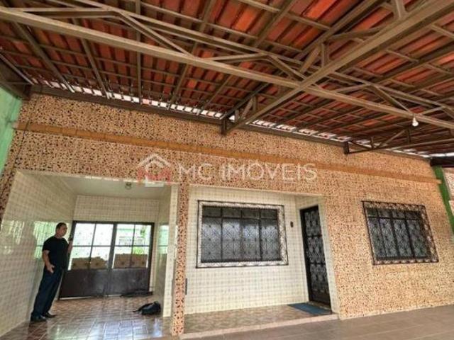 Casa com 2 Residências à Venda na QNG 33 – Taguatinga Norte/DF | 7 Quartos | Toda na Laje
