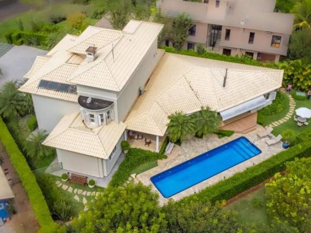 Casa com 2 Suítes Térreas e Piscina Aquecida à Venda no Lago Azul Clube Residencial e Golfe | Terren