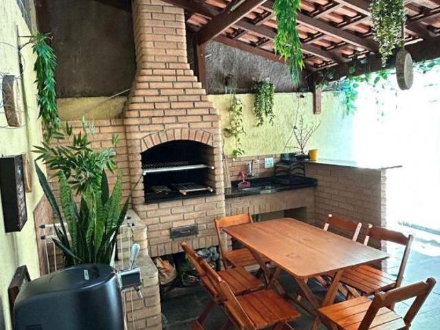 Casa com 2 suítes à Venda na região do Butantã