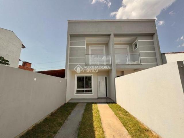 Casa com 2 suítes com terraço á venda bairro São José Canoas