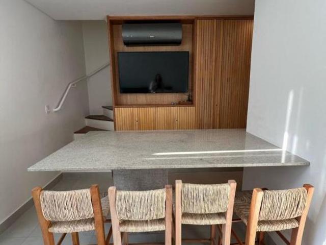 CASA COM 2 SUÍTES DENTRO DE CONDOMÍNIO NO ITAGUÁ