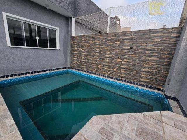 Casa com 2 suítes e piscina a venda Flora Rica II Peruíbe/SP