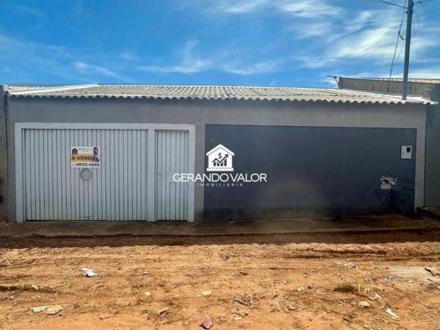 Casa com 2 Suítes Garagem coberta