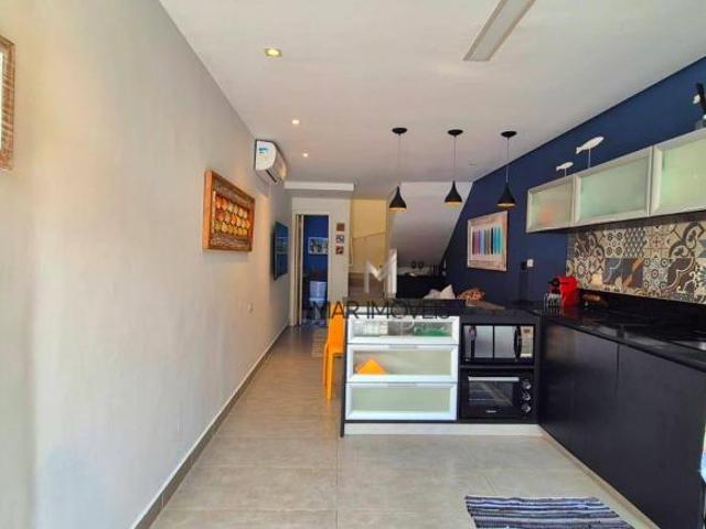 Casa com 2 suítes, lazer de clube, vaga náutica em excelente localização!