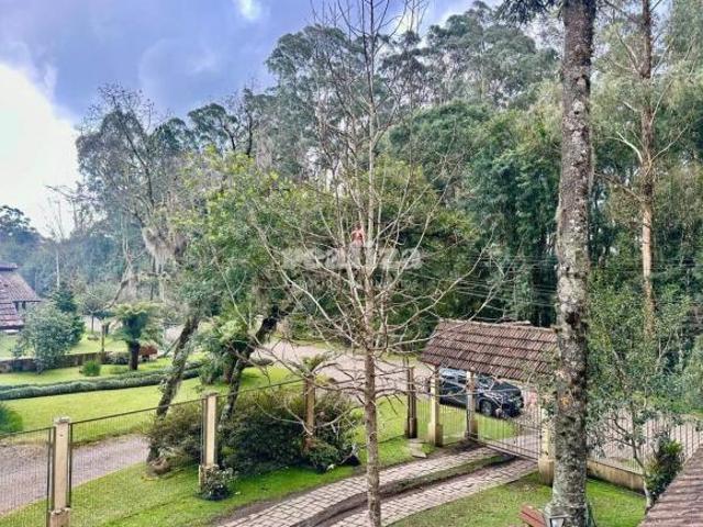 CASA COM 2 SUÍTES NA VILA SUZANA EM CANELA