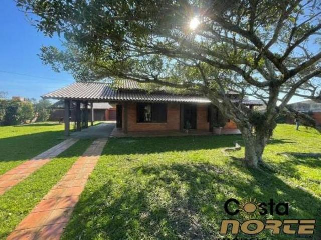 Casa com 2 terrenos Próximo da Plataforma de Tramandaí
