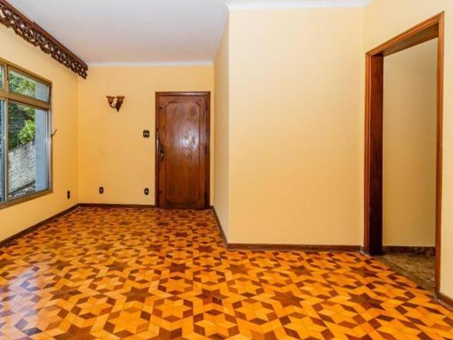 Casa com 2 Unidades nos Fundos à Venda na Vila Libanesa 140 m²