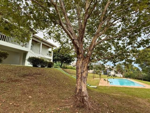 Casa com 2.500m2 de terreno Jd Paulista Atibaia