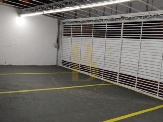 Casa com 300 m² à venda no Campo Belo SP Zona mista
