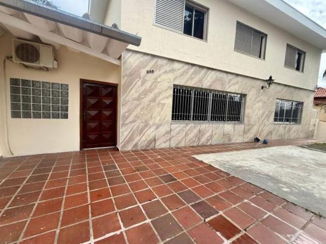 Casa com 300 m² de terreno, 4 quartos e 4 vagas à venda próximo da USP