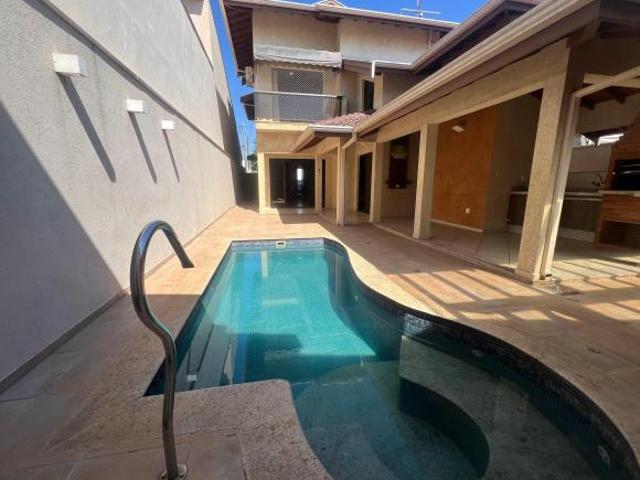 Casa com 300 m² e 3 quartos à venda e aluguel, Jardim Planalto