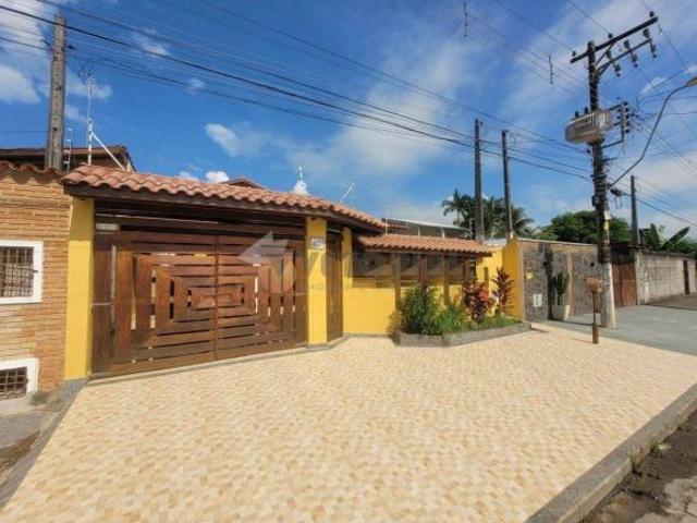 Casa com 300 m² e 4 quartos à venda em Praia das Palmeiras