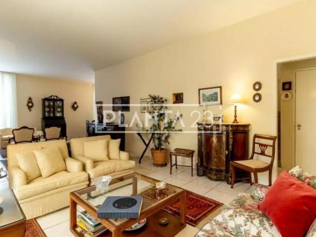 Casa com 308 m², 6 quartos sendo 2 suítes à venda no bairro Vila Madalena