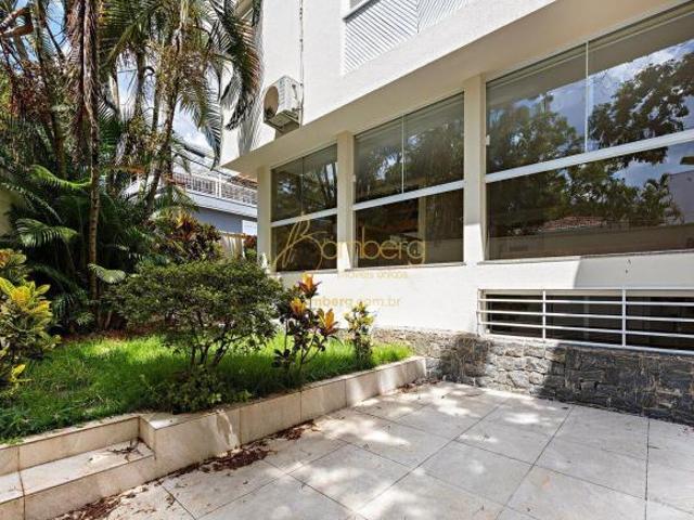 CASA COM 310M² ENFRENTE AO PARQUE IBIRAPUERA 4 DORM, 2 SUÍTES, 3 VAGAS NO JARDIM LUSITANIA