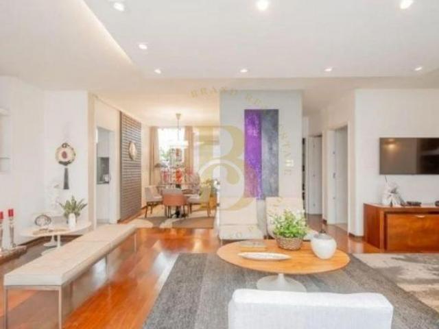 Casa com 320 m², 3 quartos sendo 2 suítes à venda no bairro Morumbi