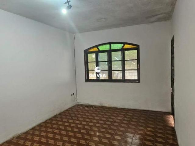 Casa com 320 m² com edícula nos fundos, Parque Bitarú em São Vicente