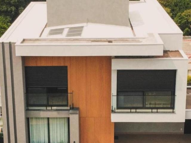 Casa com 330 m² e 4 quartos à venda no Condomínio Aruã