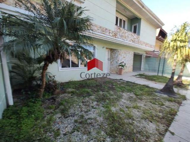 Casa com 340m² 5 quartos, à venda, no bairro Pilarzinho em Curitiba