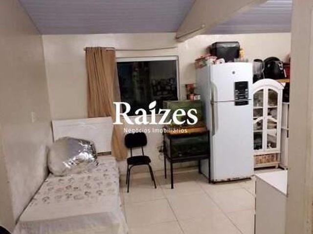 Casa com 3/4 no Luizote de Freitas
