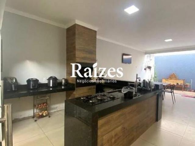 Casa com 3/4 sendo 1 suíte no Monte Hebron