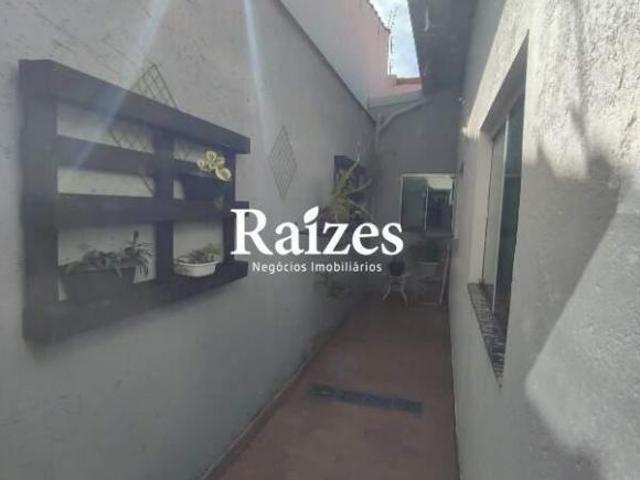 Casa com 3/4 sendo 1 suíte no Cidade Jardim
