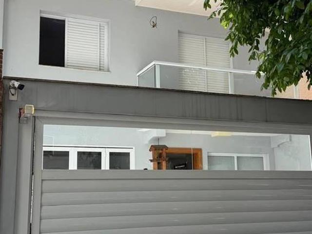 CASA COM 350,00 m² GONZAGA SANTOS SP