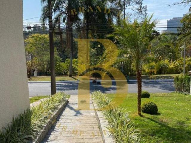 Casa com 350 m², 3 quartos sendo 3 suítes à venda no bairro Jardim Paulista