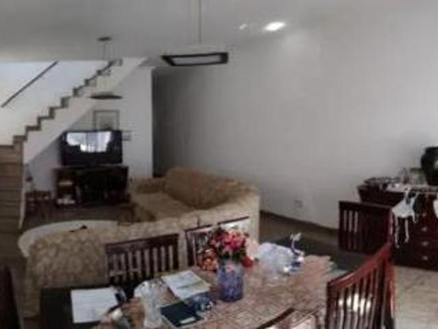 Casa com 350 m², 3 quartos sendo 1 suíte à venda no bairro Alto da Lapa