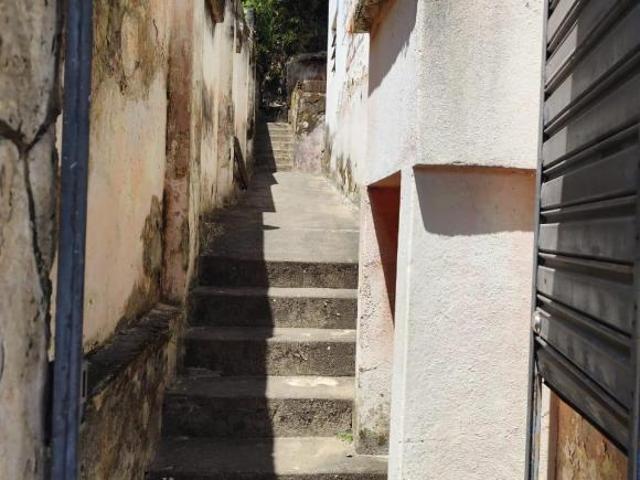 Casa com 360m² para reformar no Bairro da Graça NEGOCIÁVEL