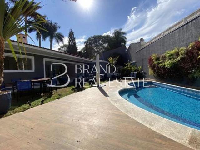 Casa com 363 m², 4 quartos sendo 4 suítes à venda no bairro Alto de Pinheiros