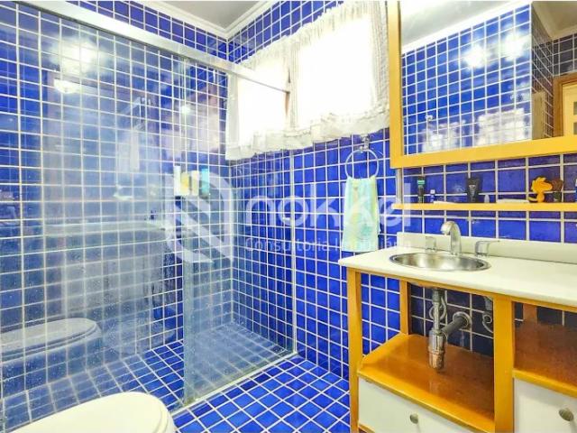 Casa com 366 m², 4 quartos sendo 1 suíte à venda no bairro Bosque Da Saúde